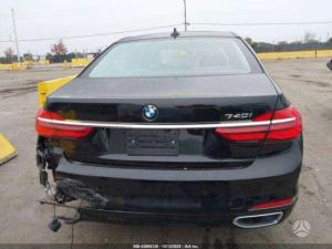 Black BMW 740 2019 in Klaipeda, with an engine capacity of 3.00 L and mileage of 53 thousand km for 9900 €, photo 17 on AUTOMOTO.COM.LV