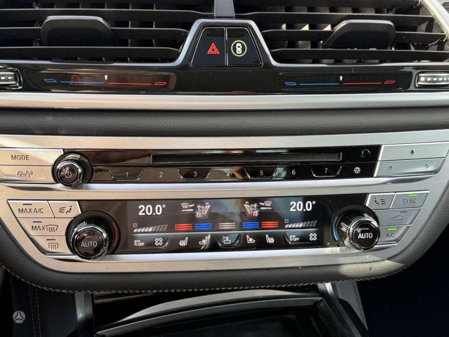 Melns BMW 740 2020 Viļņa, ar dzinēja tilpumu 2.99 L un nobraukumu 145 tūkst. km par 44000 €, foto 13 vietnē AUTOMOTO.COM.LV