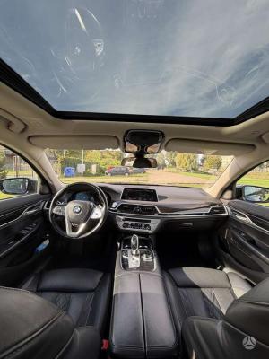 Melns BMW 740 2020 Viļņa, ar dzinēja tilpumu 2.99 L un nobraukumu 145 tūkst. km par 44000 €, foto 17 vietnē AUTOMOTO.COM.LV