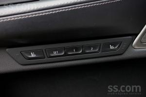 Черный БМВ 740 2021 в Рига, объемом двигателя 3.00 л и пробегом 93 тыс. км за 56000 €, фото 10 на AUTOMOTO.COM.LV