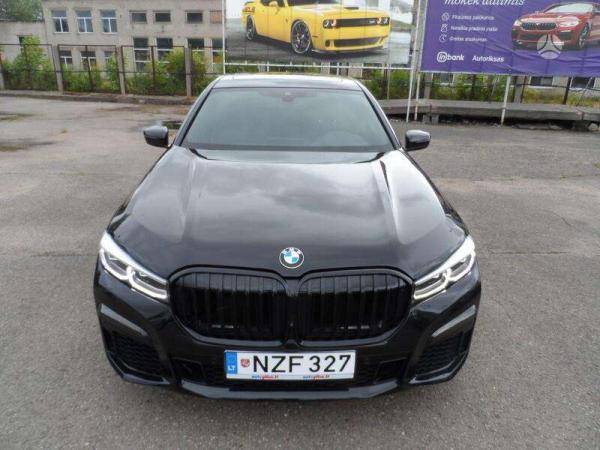 Melns BMW 740 2021 Klaipėda, ar dzinēja tilpumu 3.00 L un nobraukumu 63 tūkst. km par 39500 €, foto 3 vietnē AUTOMOTO.COM.LV