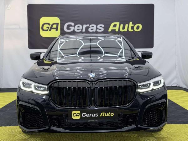 BMW 740 2021 Viļņa vietnē Melns BMW 740 2021 Viļņa, ar dzinēja tilpumu 3.00 L un nobraukumu 100 tūkst. km par 41000 €, foto 3 vietnē AUTOMOTO.COM.LV