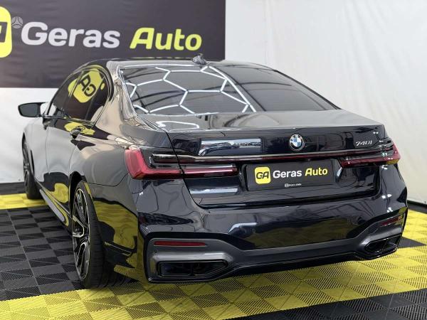 BMW 740 2021 Viļņa vietnē Melns BMW 740 2021 Viļņa, ar dzinēja tilpumu 3.00 L un nobraukumu 100 tūkst. km par 41000 €, foto 5 vietnē AUTOMOTO.COM.LV