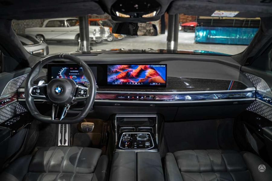 Черный БМВ 740 2023 в Каунас, объемом двигателя 2.99 л и пробегом 75 тыс. км за 87000 €, фото 17 на AUTOMOTO.COM.LV