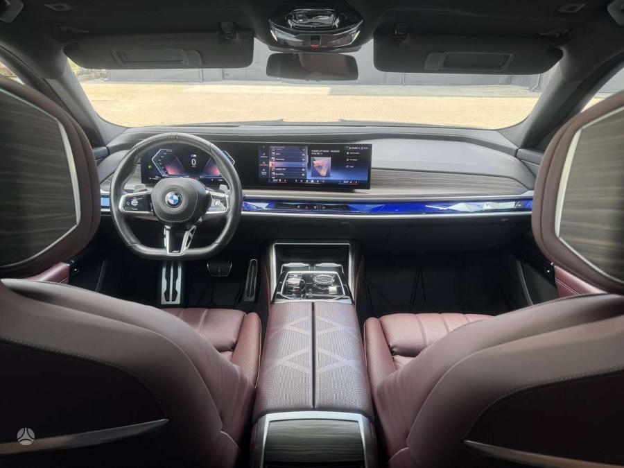 Черный БМВ 740 2023 в Каунас, объемом двигателя 3.00 л и пробегом 49 тыс. км за 79500 €, фото 12 на AUTOMOTO.COM.LV