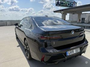 Melns BMW 740 2024 Viļņa, ar dzinēja tilpumu 2.99 L un nobraukumu 42 tūkst. km par 86990 €, foto 6 vietnē AUTOMOTO.COM.LV