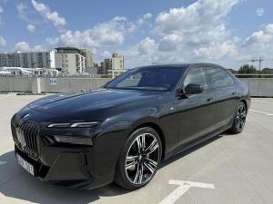 Melns BMW 740 2024 Viļņa, ar dzinēja tilpumu 2.99 L un nobraukumu 42 tūkst. km par 86990 €, foto 10 vietnē AUTOMOTO.COM.LV
