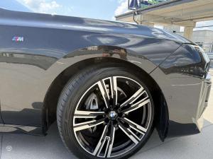 Melns BMW 740 2024 Viļņa, ar dzinēja tilpumu 2.99 L un nobraukumu 42 tūkst. km par 86990 €, foto 13 vietnē AUTOMOTO.COM.LV