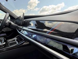 Melns BMW 740 2024 Viļņa, ar dzinēja tilpumu 2.99 L un nobraukumu 42 tūkst. km par 86990 €, foto 22 vietnē AUTOMOTO.COM.LV