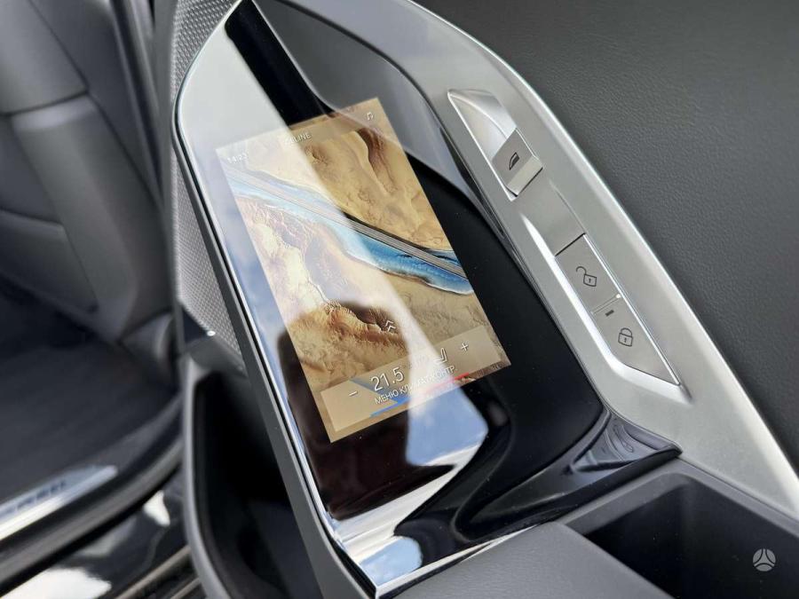 Melns BMW 740 2024 Viļņa, ar dzinēja tilpumu 2.99 L un nobraukumu 42 tūkst. km par 86990 €, foto 35 vietnē AUTOMOTO.COM.LV