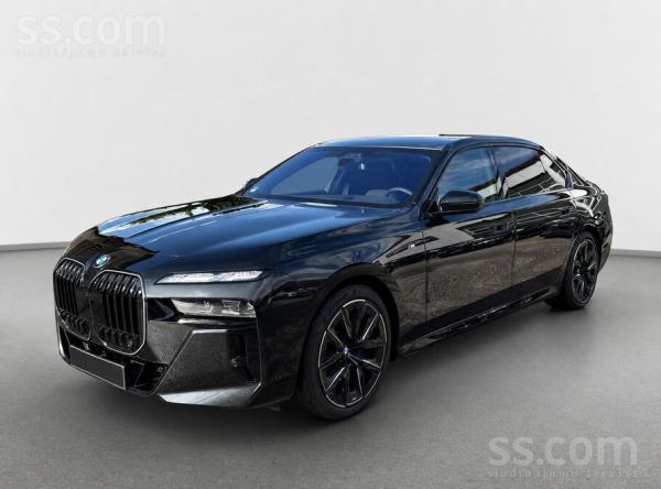 Black BMW 740 2024 in Tukums, with an engine capacity of 3.00 L and mileage of 79 thousand km for 84777 €, photo 1 on AUTOMOTO.COM.LV