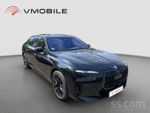 Черный БМВ 740 2025 в Рига, объемом двигателя 3.00 л и пробегом 47 тыс. км за 95900 €, фото 4 на AUTOMOTO.COM.LV