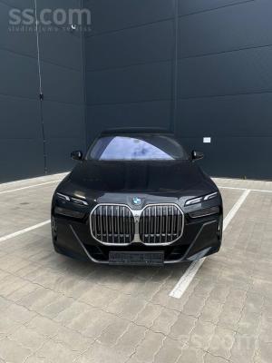 Black BMW 740 2025 in Riga, with an engine capacity of 3.00 L and mileage of 29 thousand km for 85000 €, photo 10 on AUTOMOTO.COM.LV
