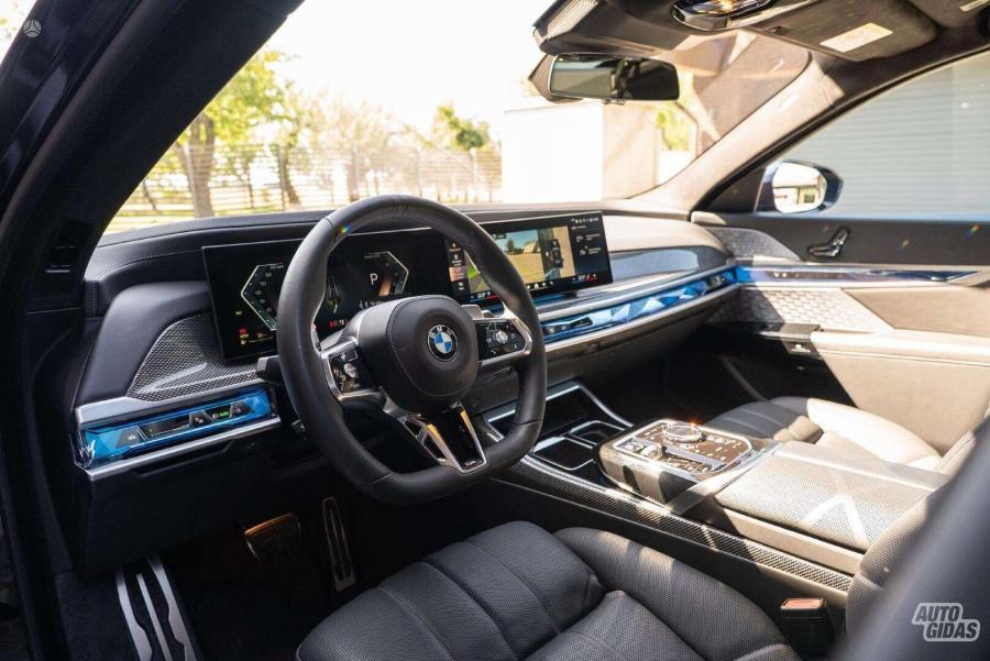 Zils BMW 740 2023 Marijampole, ar dzinēja tilpumu 3.00 L un nobraukumu 107 tūkst. km par 88850 €, foto 23 vietnē AUTOMOTO.COM.LV