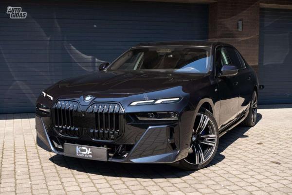 Zils BMW 740 2023 Marijampole, ar dzinēja tilpumu 3.00 L un nobraukumu 107 tūkst. km par 88850 €, foto 4 vietnē AUTOMOTO.COM.LV