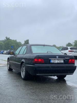 Blue BMW 740 1995 in Riga, with an engine capacity of 4.00 L and mileage of 392 thousand km for 5900 €, photo 6 on AUTOMOTO.COM.LV
