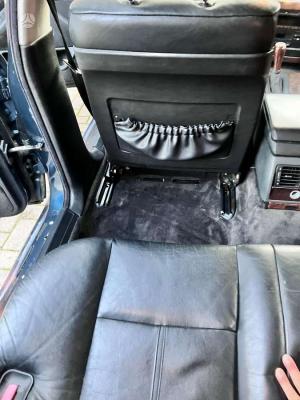 Blue BMW 740 1995 in Jonava, with an engine capacity of 3.98 L and mileage of 240 thousand km for 5000 €, photo 18 on AUTOMOTO.COM.LV