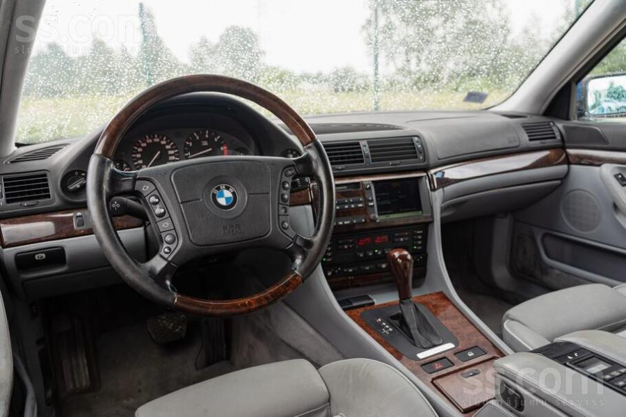 Zils BMW 740 1996 Rīga, ar dzinēja tilpumu 4.40 L un nobraukumu 256 tūkst. km par 15000 €, foto 8 vietnē AUTOMOTO.COM.LV
