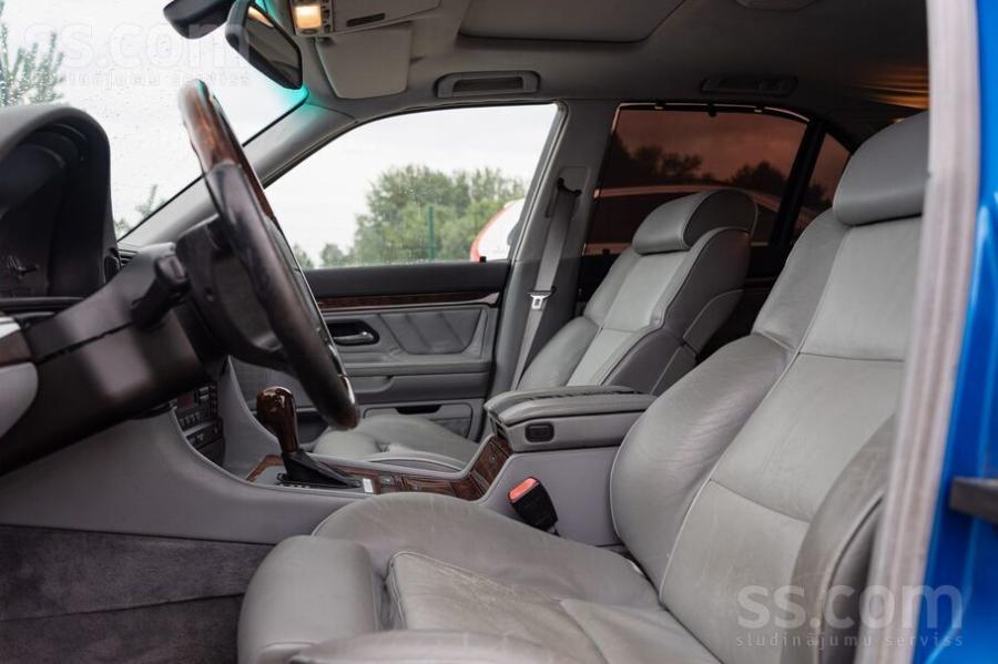 Zils BMW 740 1996 Rīga, ar dzinēja tilpumu 4.40 L un nobraukumu 256 tūkst. km par 15000 €, foto 9 vietnē AUTOMOTO.COM.LV