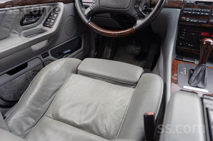 Zils BMW 740 1996 Rīga, ar dzinēja tilpumu 4.40 L un nobraukumu 256 tūkst. km par 15000 €, foto 10 vietnē AUTOMOTO.COM.LV