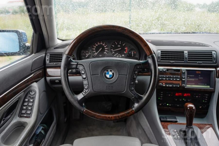 Zils BMW 740 1996 Rīga, ar dzinēja tilpumu 4.40 L un nobraukumu 256 tūkst. km par 15000 €, foto 19 vietnē AUTOMOTO.COM.LV