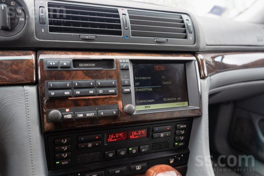 Zils BMW 740 1996 Rīga, ar dzinēja tilpumu 4.40 L un nobraukumu 256 tūkst. km par 15000 €, foto 24 vietnē AUTOMOTO.COM.LV