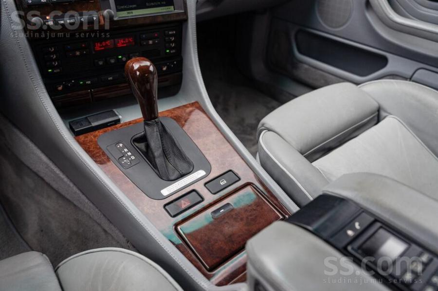 Zils BMW 740 1996 Rīga, ar dzinēja tilpumu 4.40 L un nobraukumu 256 tūkst. km par 15000 €, foto 27 vietnē AUTOMOTO.COM.LV