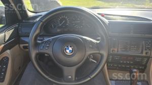 Blue BMW 740 1999 in Riga, with an engine capacity of 4.40 L and mileage of 220 thousand km for 10500 €, photo 26 on AUTOMOTO.COM.LV