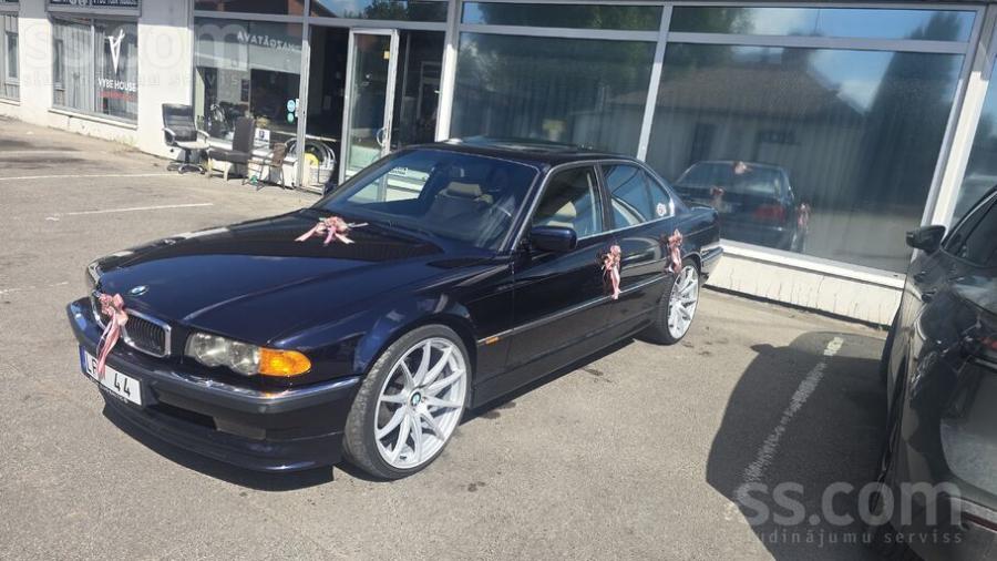 Blue BMW 740 1999 in Riga, with an engine capacity of 4.40 L and mileage of 220 thousand km for 10500 €, photo 28 on AUTOMOTO.COM.LV