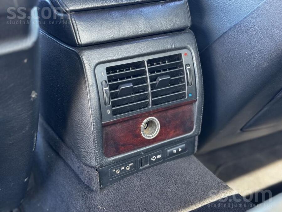 Zils BMW 740 2000 Liepāja, ar dzinēja tilpumu 4.00 L un nobraukumu 338 tūkst. km par 6800 €, foto 19 vietnē AUTOMOTO.COM.LV