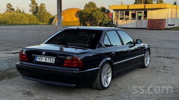 Zils BMW 740 2000 Liepāja, ar dzinēja tilpumu 4.00 L un nobraukumu 338 tūkst. km par 7200 €, foto 5 vietnē AUTOMOTO.COM.LV