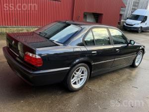 Blue BMW 740 2002 in Jurmala, with an engine capacity of 3.00 L and mileage of 0 thousand km for 4350 €, photo 4 on AUTOMOTO.COM.LV