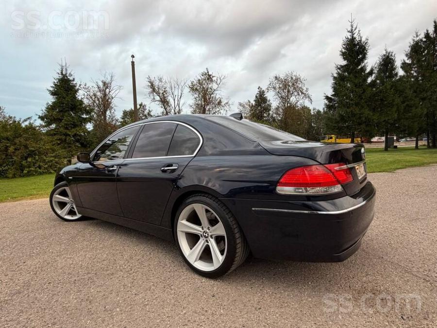 Blue BMW 740 2006 in Riga, with an engine capacity of 4.00 L and mileage of 0 thousand km for 5490 €, photo 10 on AUTOMOTO.COM.LV
