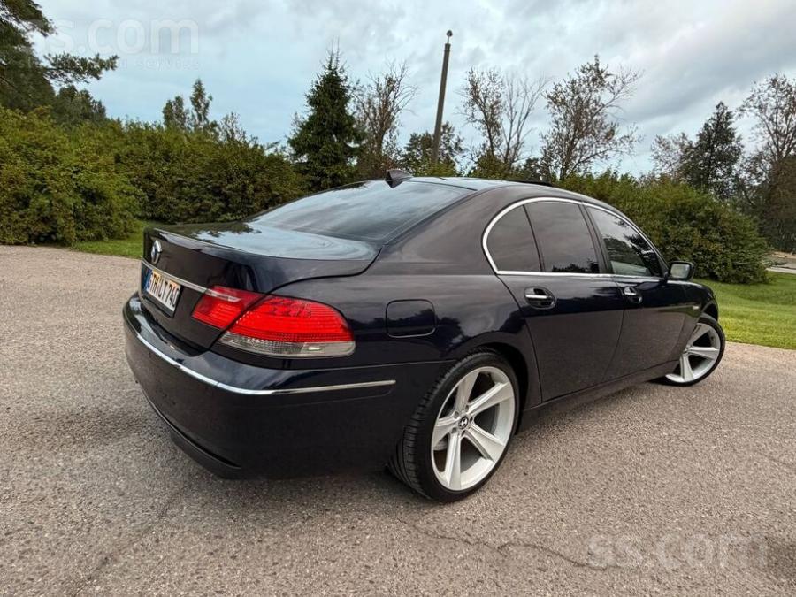 Blue BMW 740 2006 in Riga, with an engine capacity of 4.00 L and mileage of 0 thousand km for 5490 €, photo 11 on AUTOMOTO.COM.LV