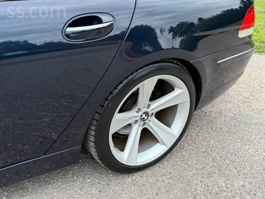 Blue BMW 740 2006 in Riga, with an engine capacity of 4.00 L and mileage of 0 thousand km for 5490 €, photo 16 on AUTOMOTO.COM.LV