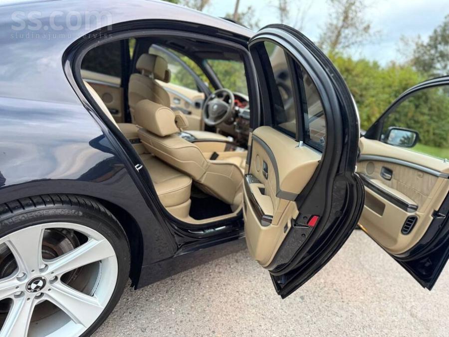 Blue BMW 740 2006 in Riga, with an engine capacity of 4.00 L and mileage of 0 thousand km for 5490 €, photo 24 on AUTOMOTO.COM.LV