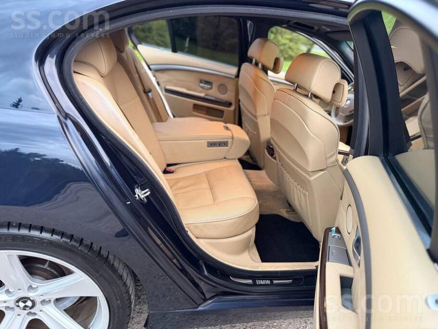 Blue BMW 740 2006 in Riga, with an engine capacity of 4.00 L and mileage of 0 thousand km for 5490 €, photo 25 on AUTOMOTO.COM.LV