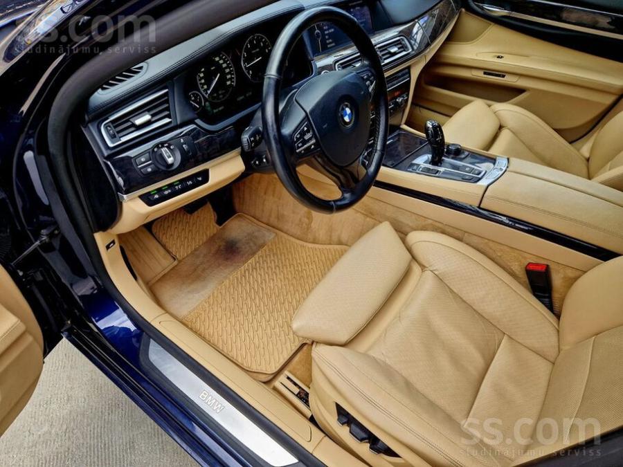 Zils BMW 740 2011 Rīga, ar dzinēja tilpumu 3.00 L un nobraukumu 175 tūkst. km par 13000 €, foto 9 vietnē AUTOMOTO.COM.LV