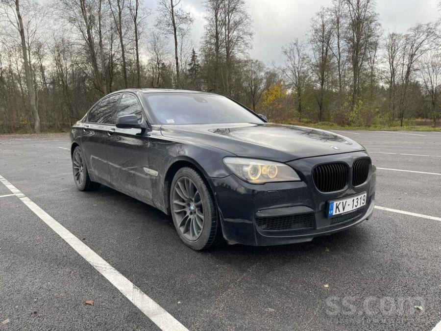 Zils BMW 740 2011 Saldus, ar dzinēja tilpumu 3.00 L un nobraukumu 340 tūkst. km par 8000 €, foto 3 vietnē AUTOMOTO.COM.LV