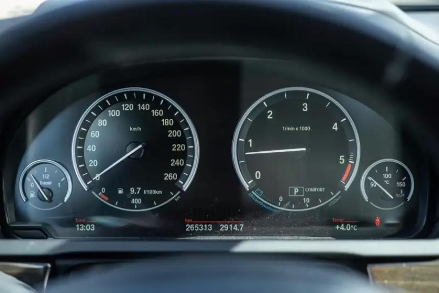 Синий БМВ 740 2011 в Лиепая, объемом двигателя 3.00 л и пробегом 265 тыс. км за 15200 €, фото 14 на AUTOMOTO.COM.LV