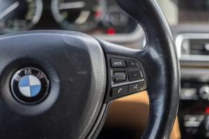 Синий БМВ 740 2011 в Лиепая, объемом двигателя 3.00 л и пробегом 265 тыс. км за 15200 €, фото 20 на AUTOMOTO.COM.LV
