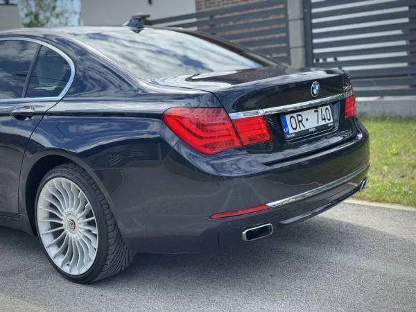 Zils BMW 740 2011 Jelgava, ar dzinēja tilpumu 3.00 L un nobraukumu 308 tūkst. km par 9500 €, foto 4 vietnē AUTOMOTO.COM.LV