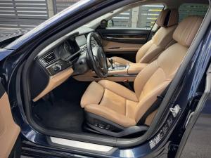 Zils BMW 740 2011 Jelgava, ar dzinēja tilpumu 3.00 L un nobraukumu 308 tūkst. km par 9500 €, foto 11 vietnē AUTOMOTO.COM.LV