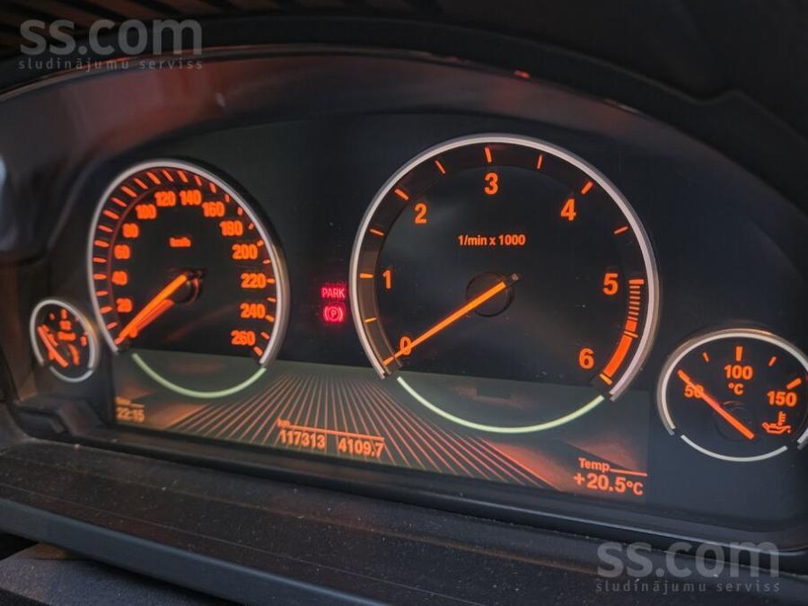 Zils BMW 740 2011 Ogre, ar dzinēja tilpumu 3.00 L un nobraukumu 117 tūkst. km par 10400 €, foto 14 vietnē AUTOMOTO.COM.LV