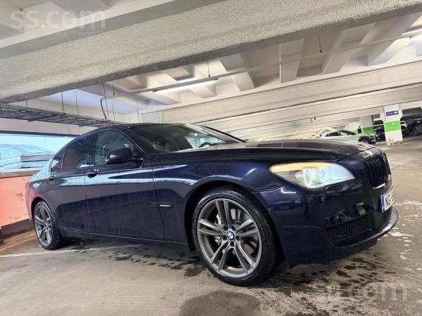 Zils BMW 740 2011 Rīga, ar dzinēja tilpumu 3.00 L un nobraukumu 349 tūkst. km par 13500 €, foto 3 vietnē AUTOMOTO.COM.LV