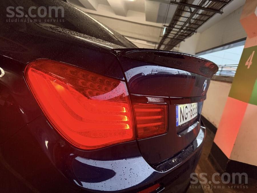 Blue BMW 740 2011 in Riga, with an engine capacity of 3.00 L and mileage of 349 thousand km for 13500 €, photo 7 on AUTOMOTO.COM.LV