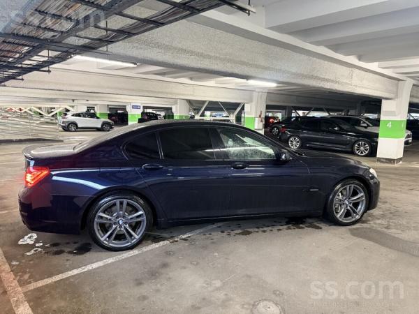 Zils BMW 740 2011 Rīga, ar dzinēja tilpumu 3.00 L un nobraukumu 349 tūkst. km par 13500 €, foto 7 vietnē AUTOMOTO.COM.LV