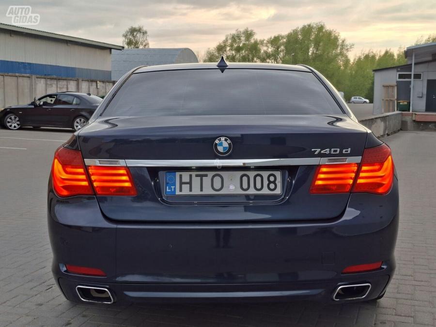 Zils BMW 740 2012 Šilutė, ar dzinēja tilpumu 3.00 L un nobraukumu 324 tūkst. km par 7400 €, foto 11 vietnē AUTOMOTO.COM.LV