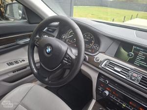 Zils BMW 740 2012 Šilutė, ar dzinēja tilpumu 3.00 L un nobraukumu 324 tūkst. km par 7400 €, foto 21 vietnē AUTOMOTO.COM.LV