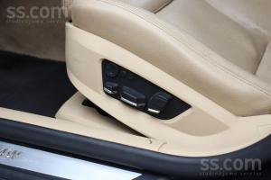 Blue BMW 740 2012 in Valmiera, with an engine capacity of 3.00 L and mileage of 293 thousand km for 9990 €, photo 12 on AUTOMOTO.COM.LV